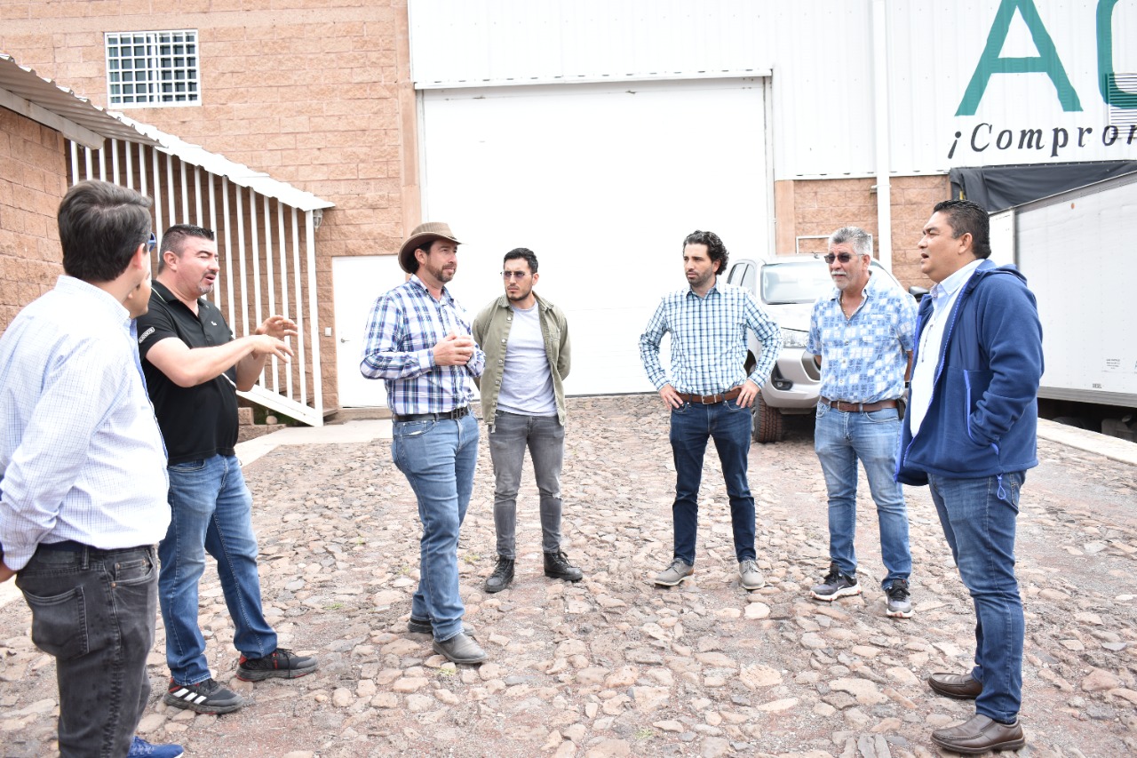 El titular de la STyPS, Luis Armando Baños Rendón se reúne con ...