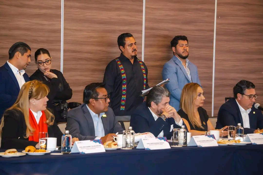 Simón Quiñones Orozco, participó en la 60ª Asamblea Ordinaria de la ...