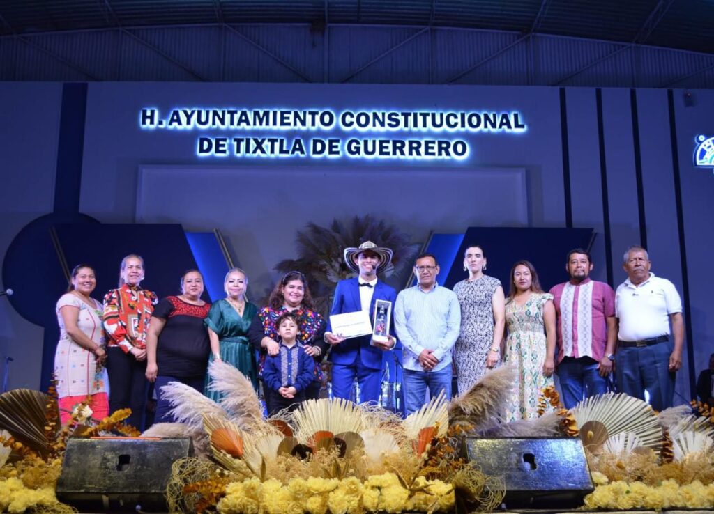 Continúan las actividades de la Semana Cultural CCXLIII Natalicio de ...